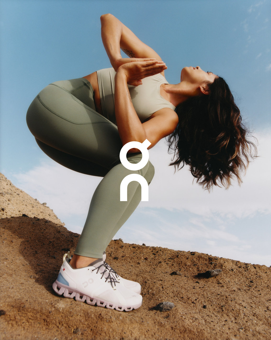 Hand Printing & Retouching - Campaign 2023 — On Running — IMGN Studio